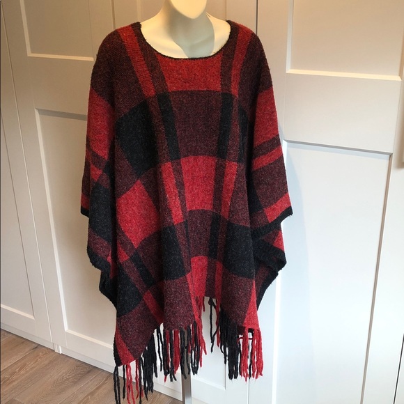 Cyrus | Jackets & Coats | Cyrus Red And Black Textured Knit | Poshmark